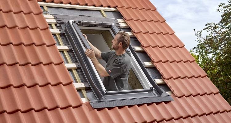Pose VELUX toit Gironde Aquitaine | Artisan Couvreur Bordeaux